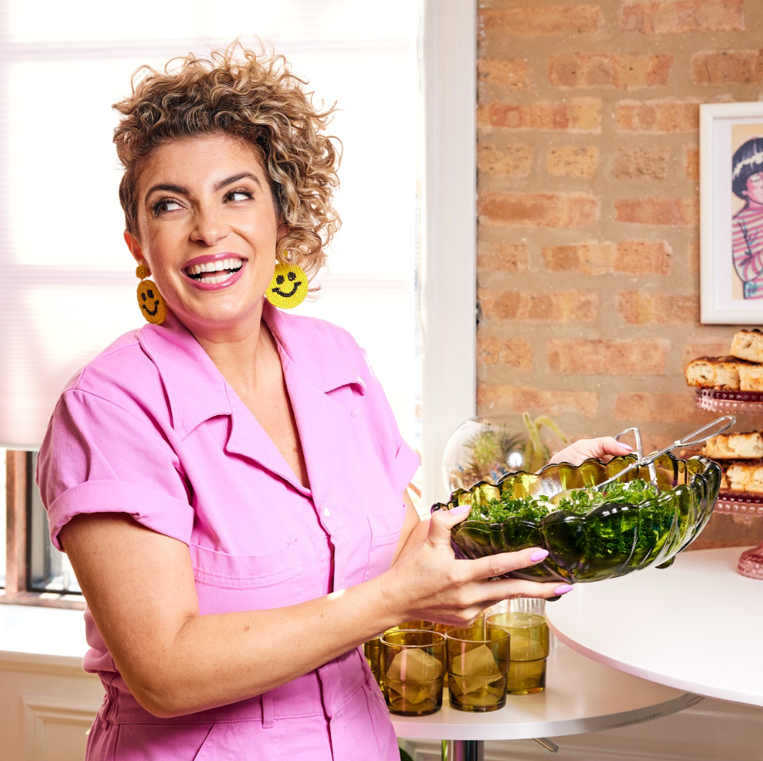 Bon Vivant's Kale Salad – Bon Vivant Cakes